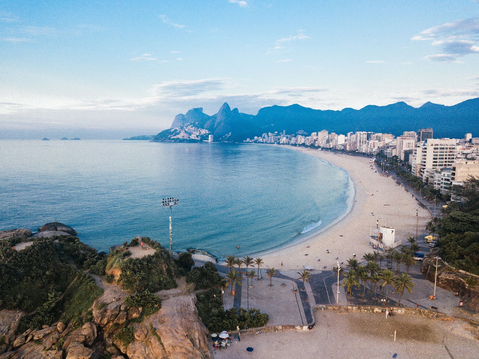 Arpoador: saiba tudo sobre um dos recantos naturais dos cariocas
